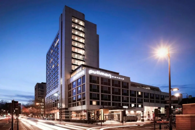 Pullman London St Pancras - London