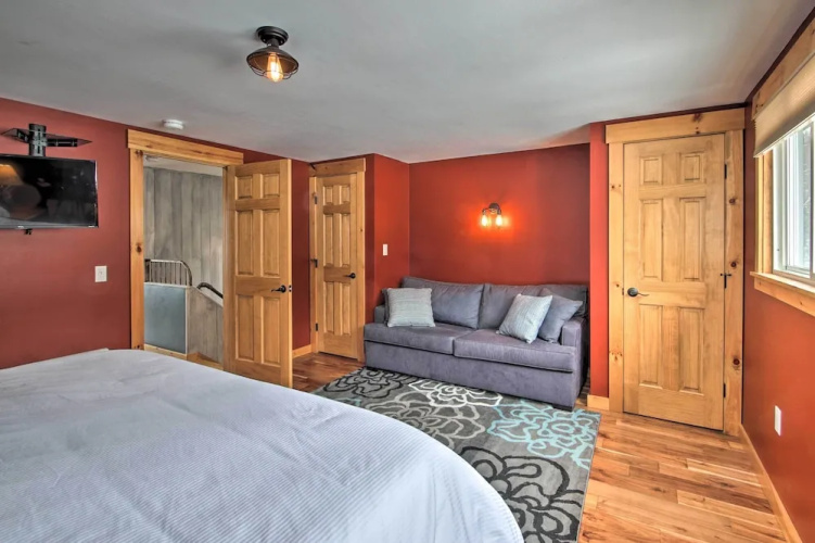 Slopeside Burke Mtn Condo W/ Amenity Access! - Burke Mountain, VT