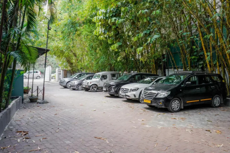 The Narayana Palace - Rishikesh