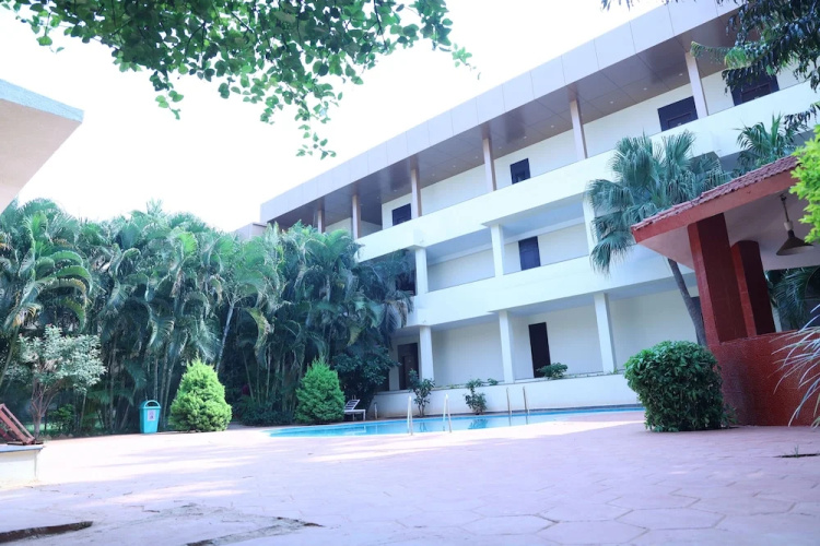 Hotel Badami Court - Badami