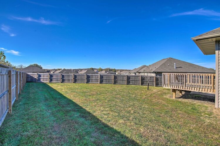 Ozark Home: Pool Access, Deck & Fenced Yard - Ozark, MO