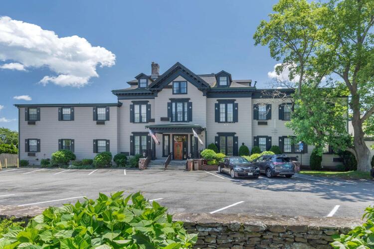 The Carriage House Inn Newport - Jamestown, RI