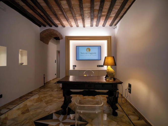 Torre Del Fuggisole - Siena