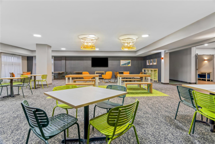 Spark By Hilton Merrillville - Gary, IN
