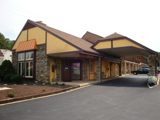 Soudersburg Motel - Strasburg, PA