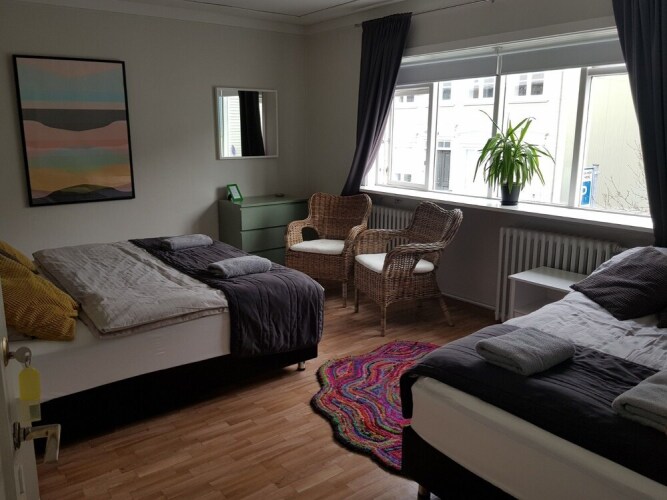 Reykjavík Rainbow Guesthouse - Reykjavík