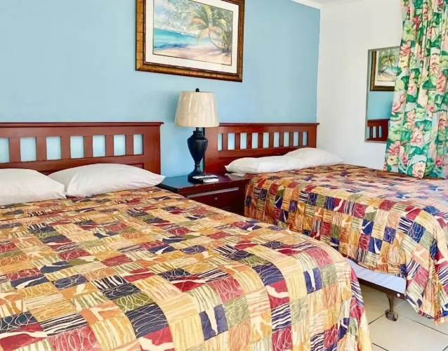 Glades Motel - Naples, FL
