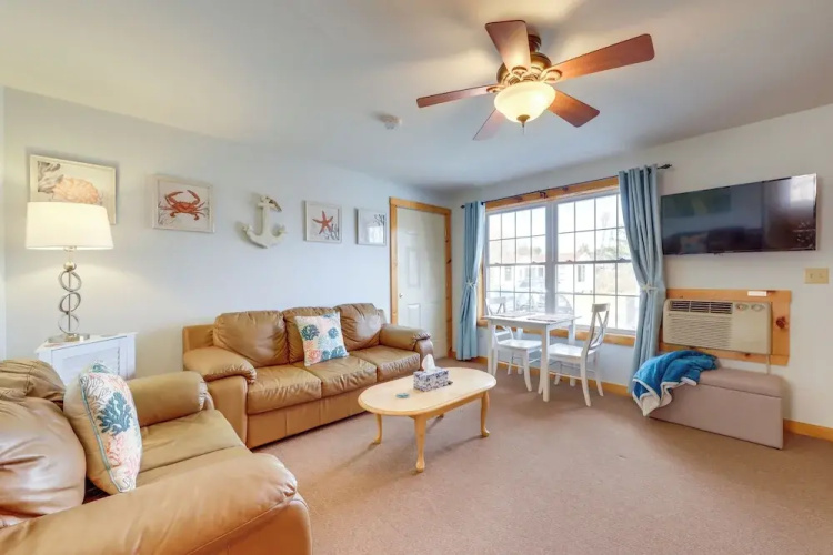 Wells Vacation Rental ~ 1 Mi To Beach Access! - Kennebunk, ME