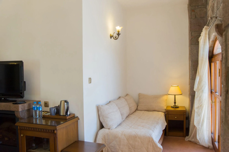 Assos Nazlihan Hotel - Special Class - Behram