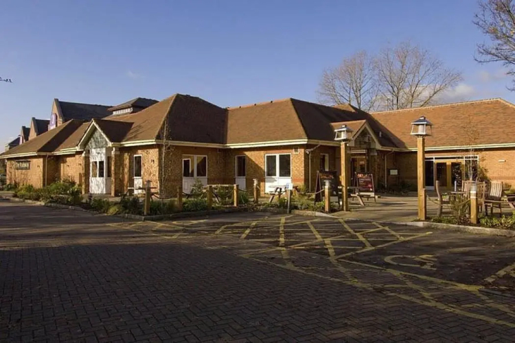 Premier Inn Guildford North - A3 - Guildford