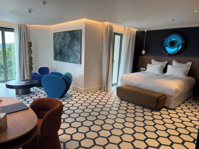 Hotel Le Chateau Rose - Grimaud