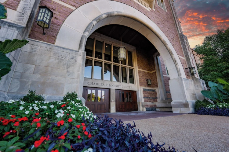 The Knight Center At Washington University - Saint-Louis, MO