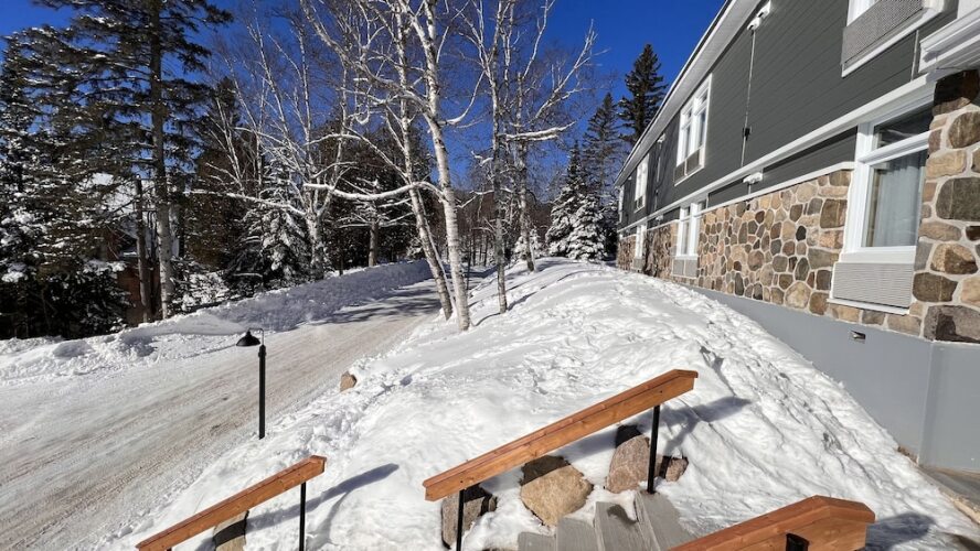 Hotel Far Hills - Laurentides
