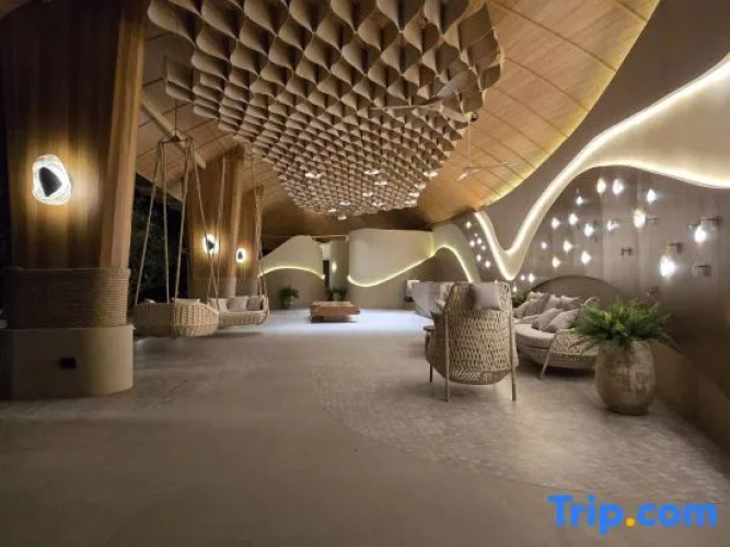 Mahutsachan Khlong Thom - Ko Lanta