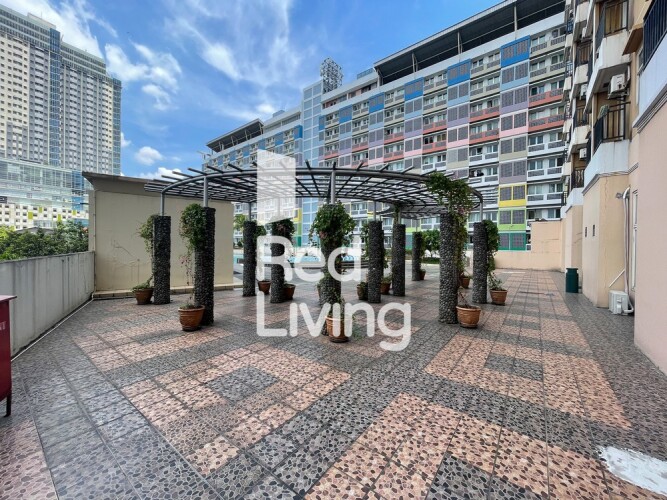 Redliving Apartemen Margonda Residence 2 - Pridama Room - Depok