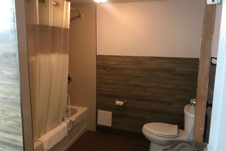 Ramada By Wyndham Lindsay - Lindsay