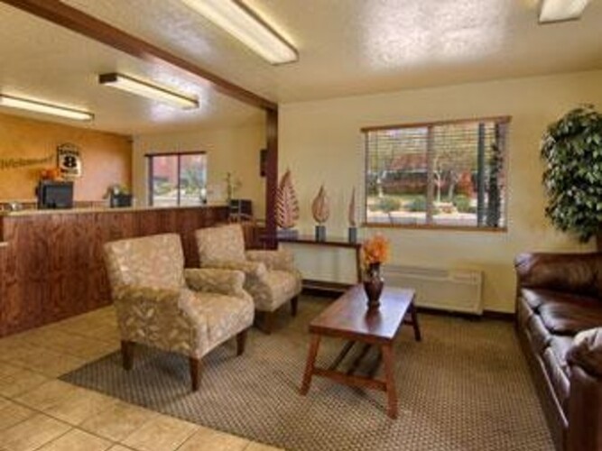 Super 8 St. George Ut - St. George, UT
