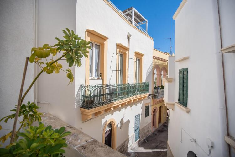 Bilocale Con Affreschi E Vista Mare In Centro - Gallipoli