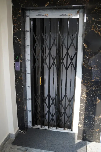 Dwaraka Heaven Luxury Rooms - Hyderabad