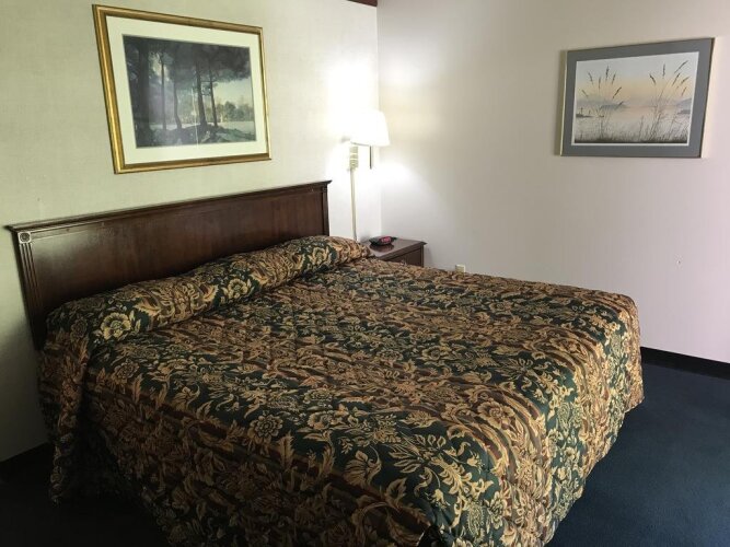 Sequim Bay Lodge - Sequim, WA