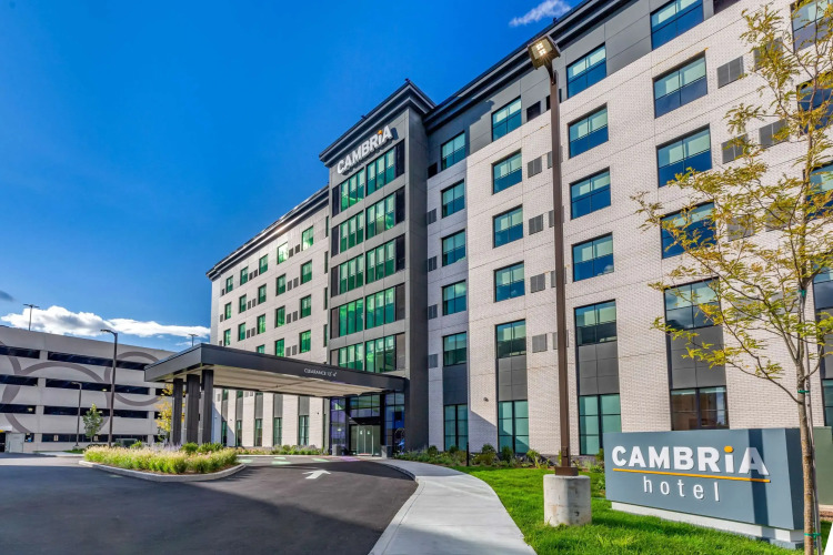Cambria Hotel New Haven University Area - Wallingford, CT