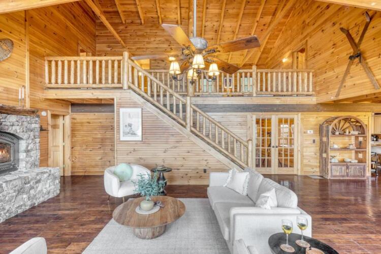 Leyland By Avantstay Cabin Mansion W/ Views - Asheville