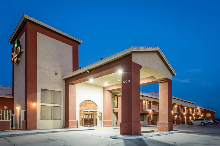 Quality Inn - Blythe, CA