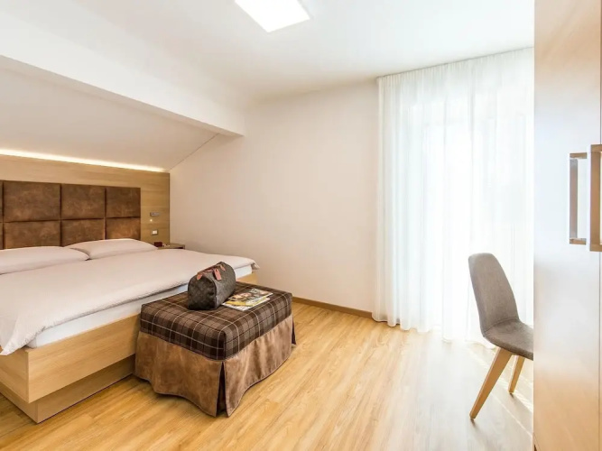 Apartment In Dorf Tirol Near Spronser Lakes - Tirol