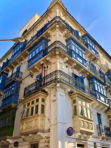 Boutique Style 1br Apartment- Square Sea View - Valletta