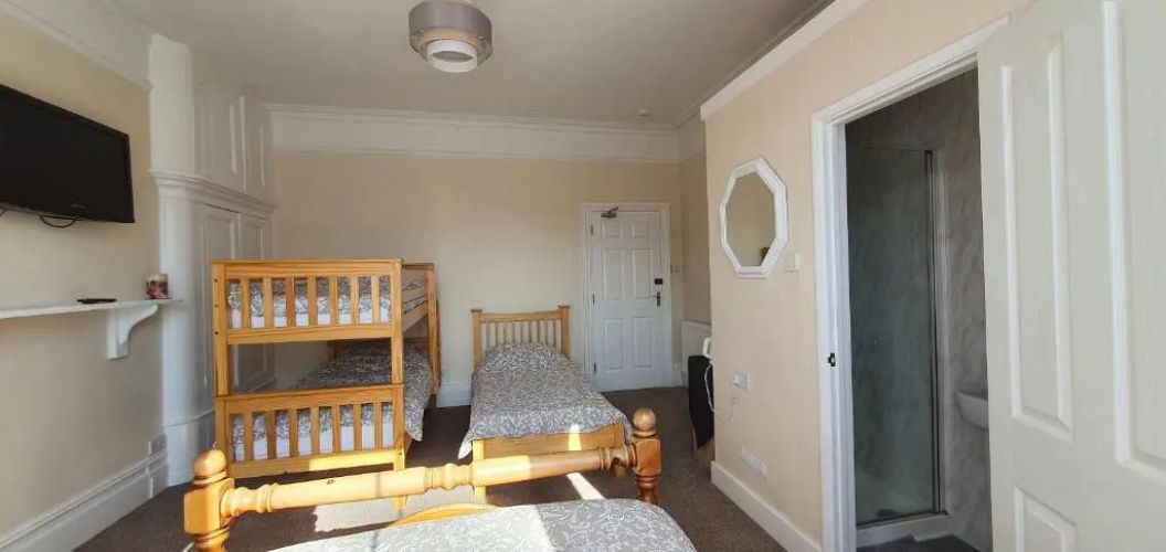 Sunnylodge - Folkestone