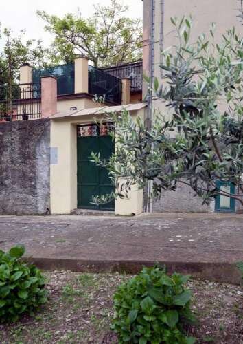Hanging Garden With Air Conditioning - Cinque Terre