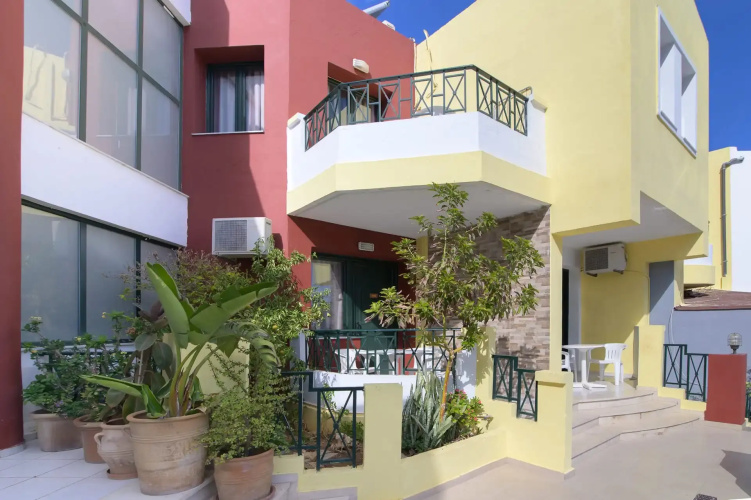 Ariadni Palace Apartments - Koutouloufari