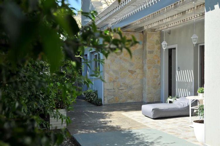 Alekos Luxury Suites Free 24h Transportation From - To Airport - Эвбея