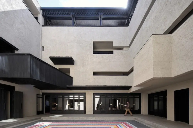 Arro Khampa Lhasa - Lhasa