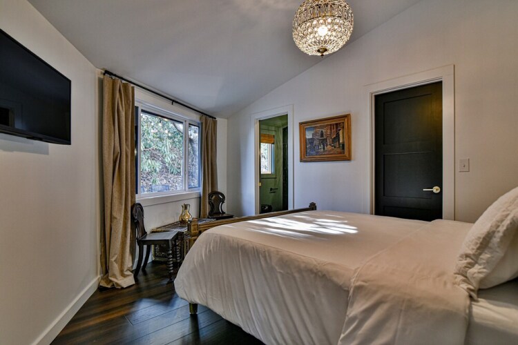 La Maison Mirch - Luxe Design Retreat - Weaverville, NC