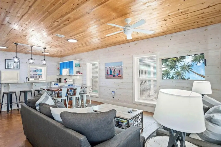 Blessed Getaway Stay For 10! - Port Aransas, TX