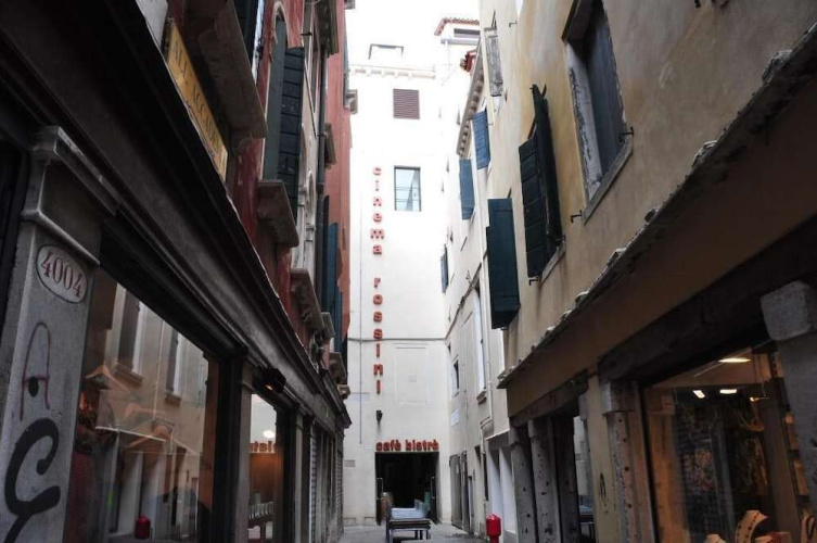 Corte Del Doge Di Rialto - Venecia