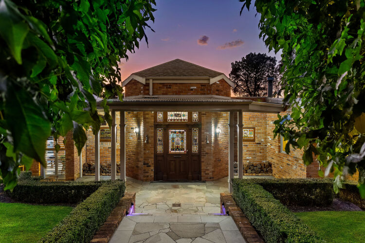 Tranquil Estate With Pool Heated Spa Gardens - Melbourne