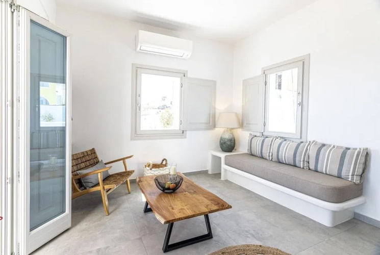 Salvatore Villas - Santorini