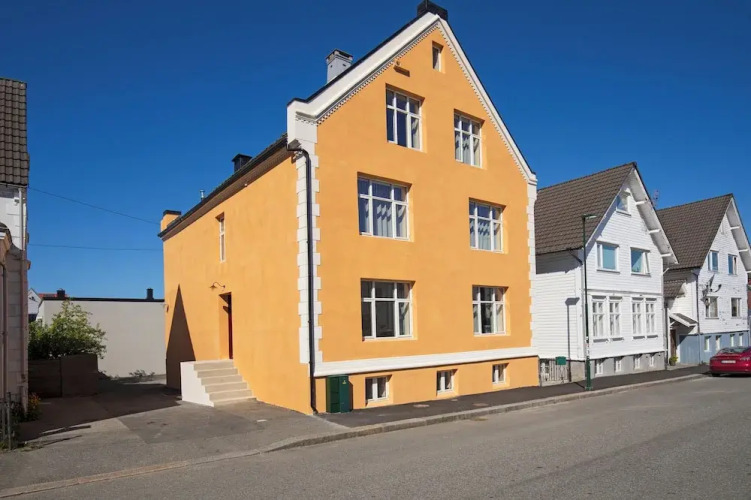 Central Guest House - Private Bathroom - Stavanger