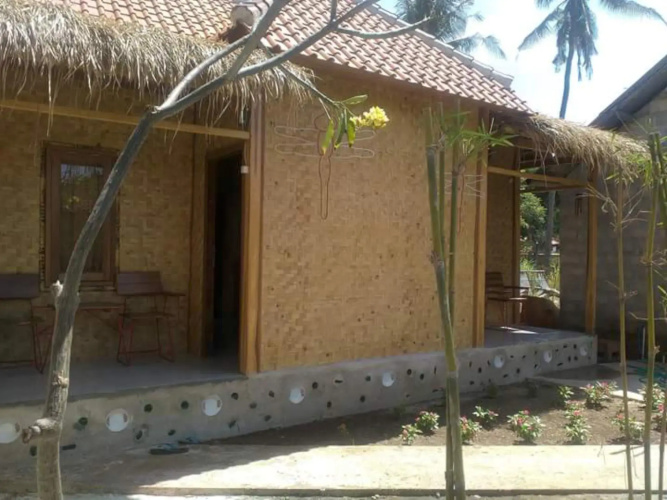 Dragonfly Bed And Breakfast - Bali