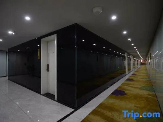 Yuedu Yizhan Fashion Hotel - 이춘 시