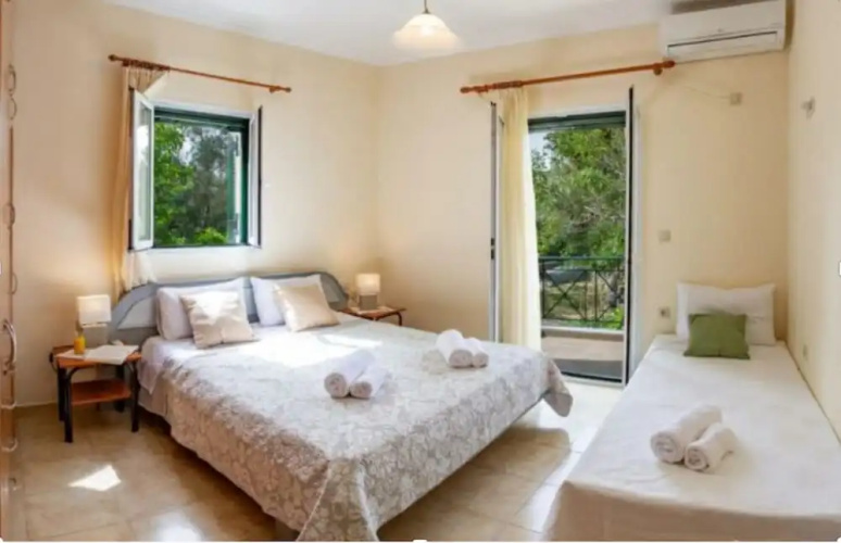 Nikis Country House - Lefkada Bnb Private Parking - Lefkada
