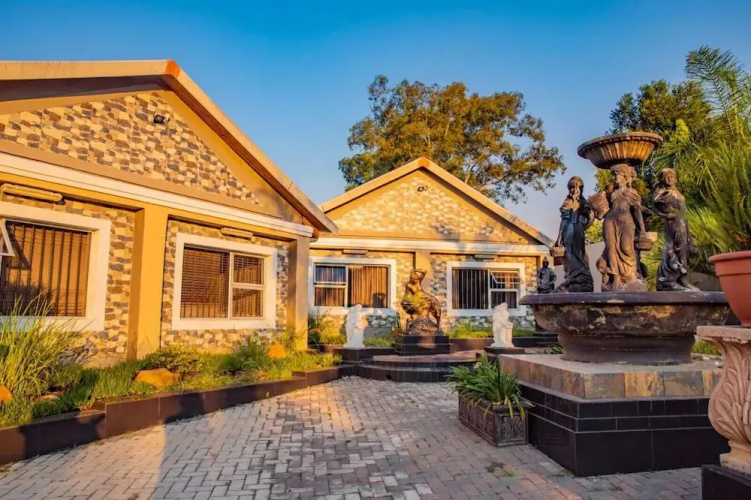 Afropolitan Guest Lodge - Sandton