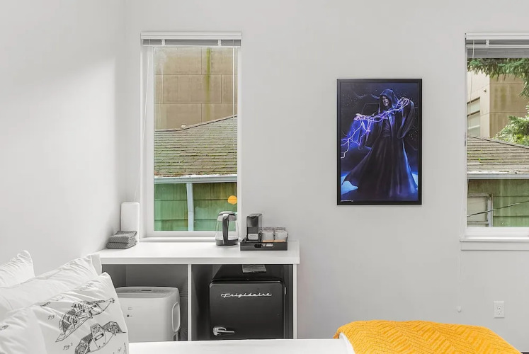 Palpatine Sith Lord Suite - Seattle, WA