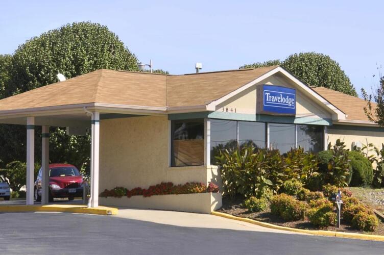 Travelodge By Wyndham Ridgeway Martinsville Area - Eden