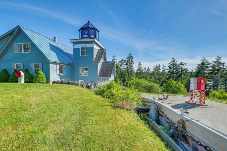 4 Mi To Acadia Trails: Coastal Maine Home W/ Deck - Bar Harbor, ME