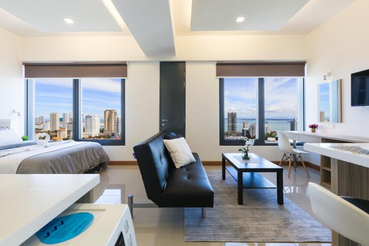 Tropicana 218 Macalister - George Town