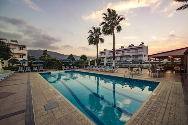 Sandy's Studios Apartments & Log Villas - Kos