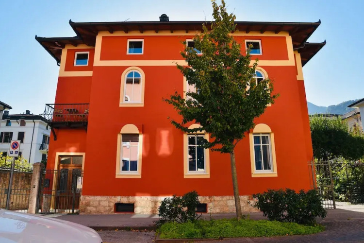 Nine Rooms Apartment - Trento